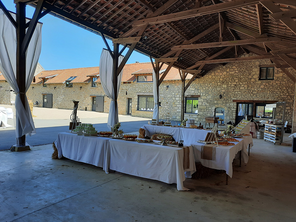 Réception Château Delacourt • Salle de réception - Hébergement & Gîtes ...